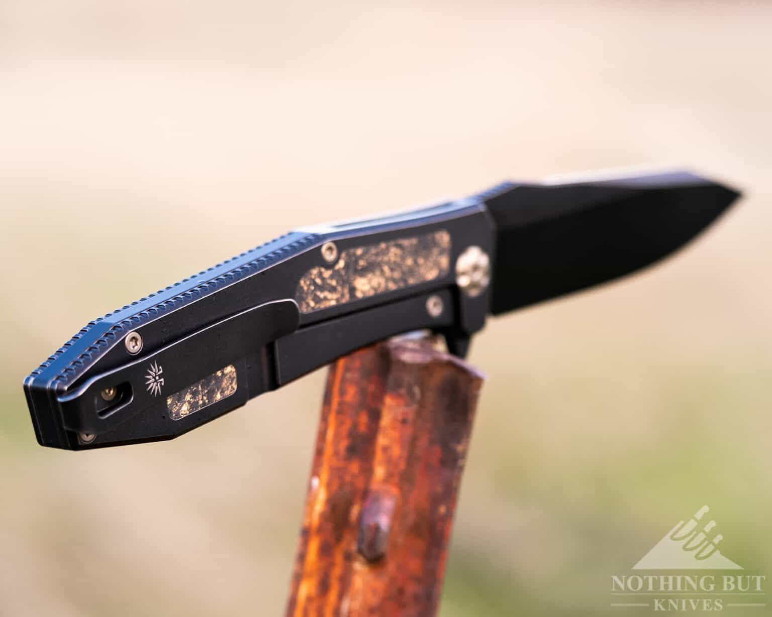 Off-Grid Scorpion V2 Photo Tour & Review | Nothing But Knives